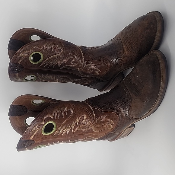 Ariat | Shoes | Ariat Mens Heritage Roughstock Western Boot 5 Ee ...